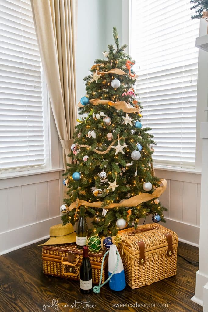 Quick and Easy Seashell Ornaments and a Beach Themed Tree - Sweet Cs ...