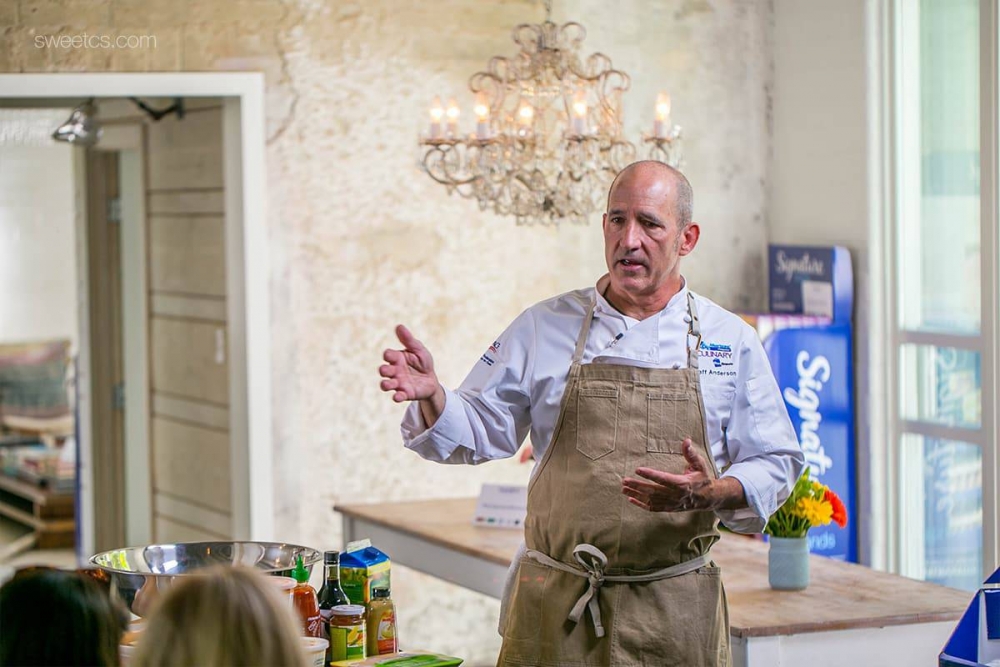 DIY Flatbread Pizza Party + That Time I Cooked With Tiffani Theissen ...