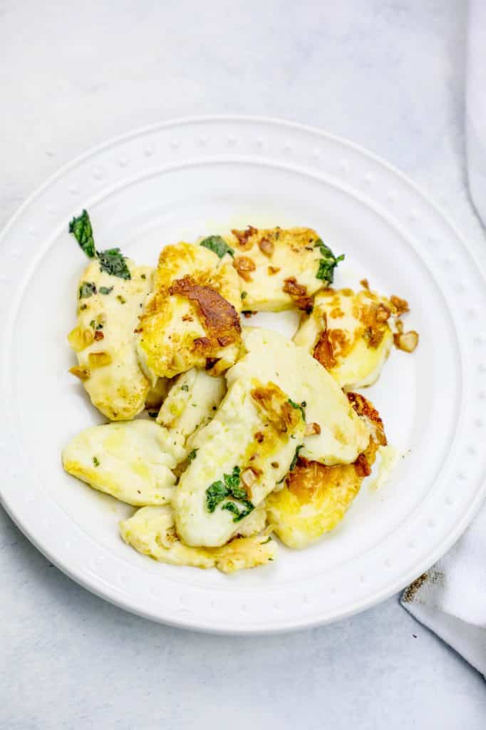 Easy Pan Fried Halloumi Greek Cheese with garlic lemon and mint