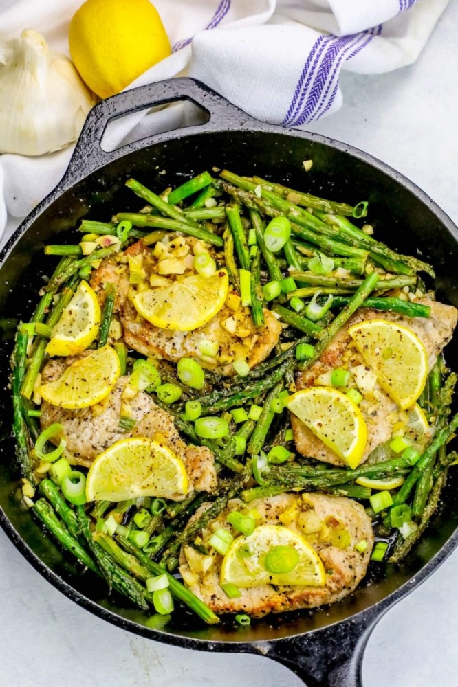 one pot lemon garlic pork chops and asparagus skillet meal