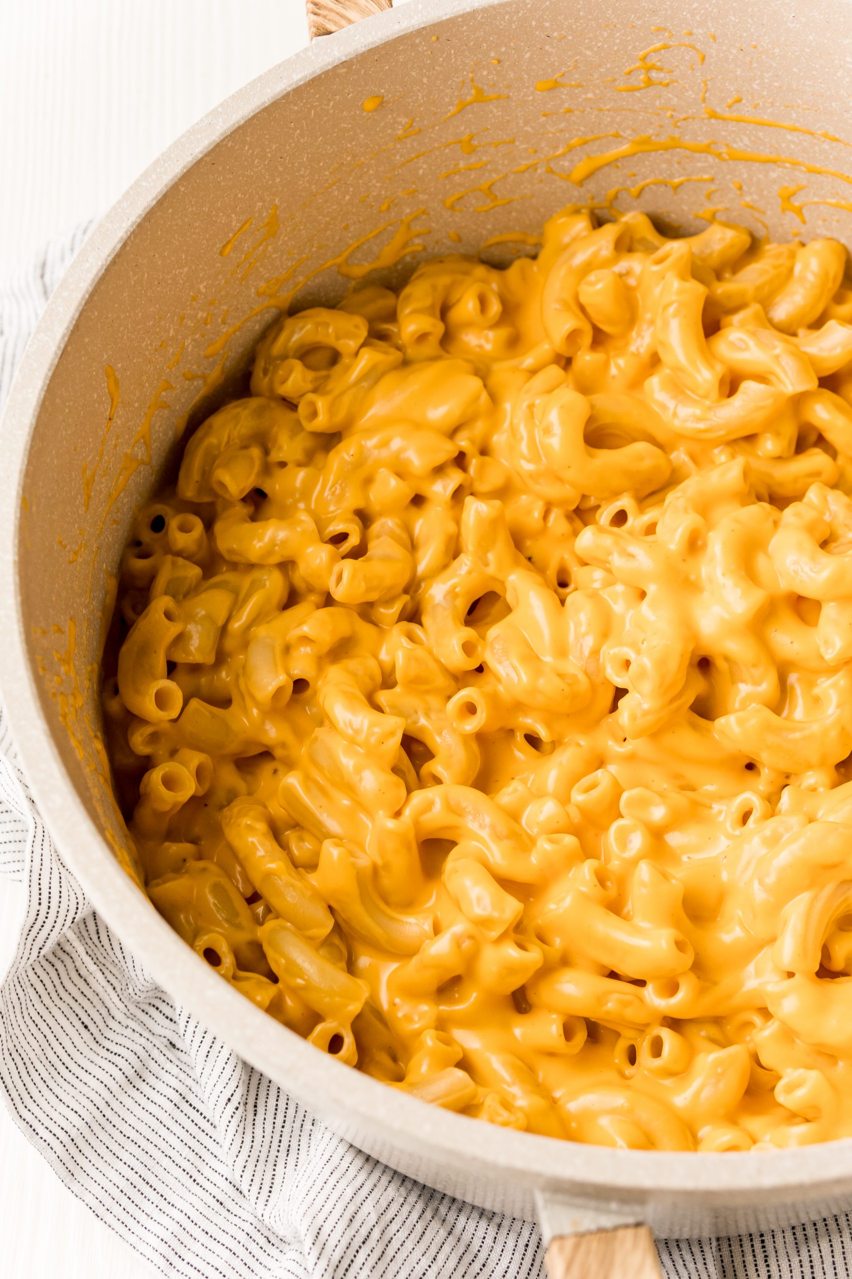The Best Easy Mac and Cheese Recipe - Sweet Cs Designs