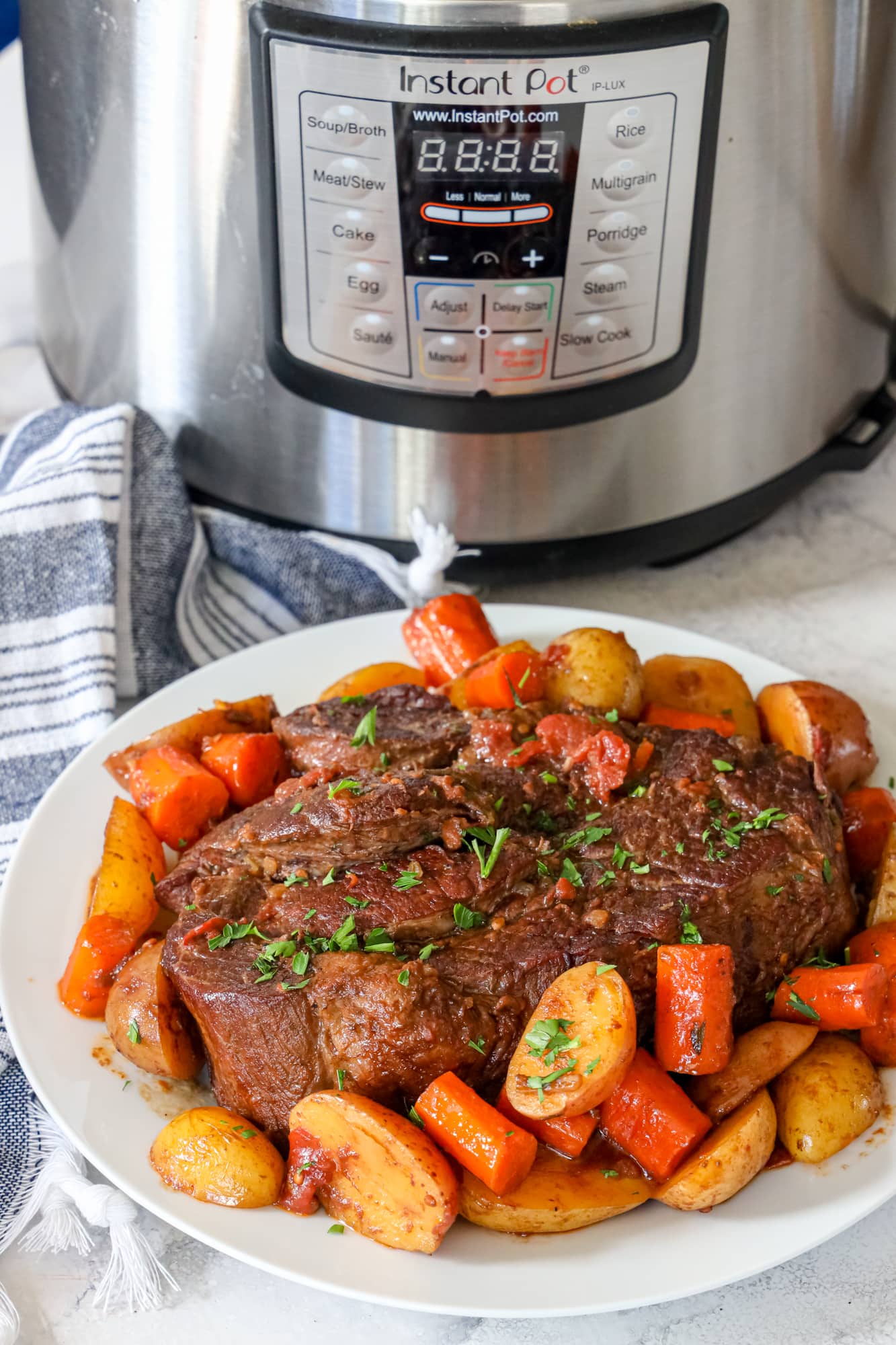 Instant Pot Chuck Roast - Sweet Cs Designs