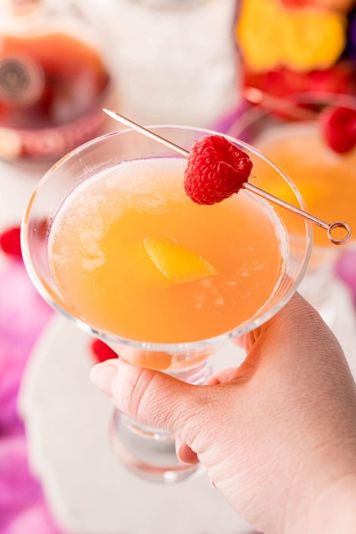 French Martini Cocktail Recipe - Sweet Cs Designs