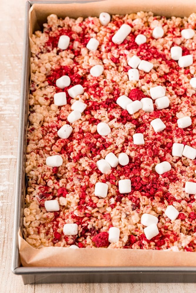 White Chocolate Raspberry Rice Krispie Treats - Sweet Cs Designs
