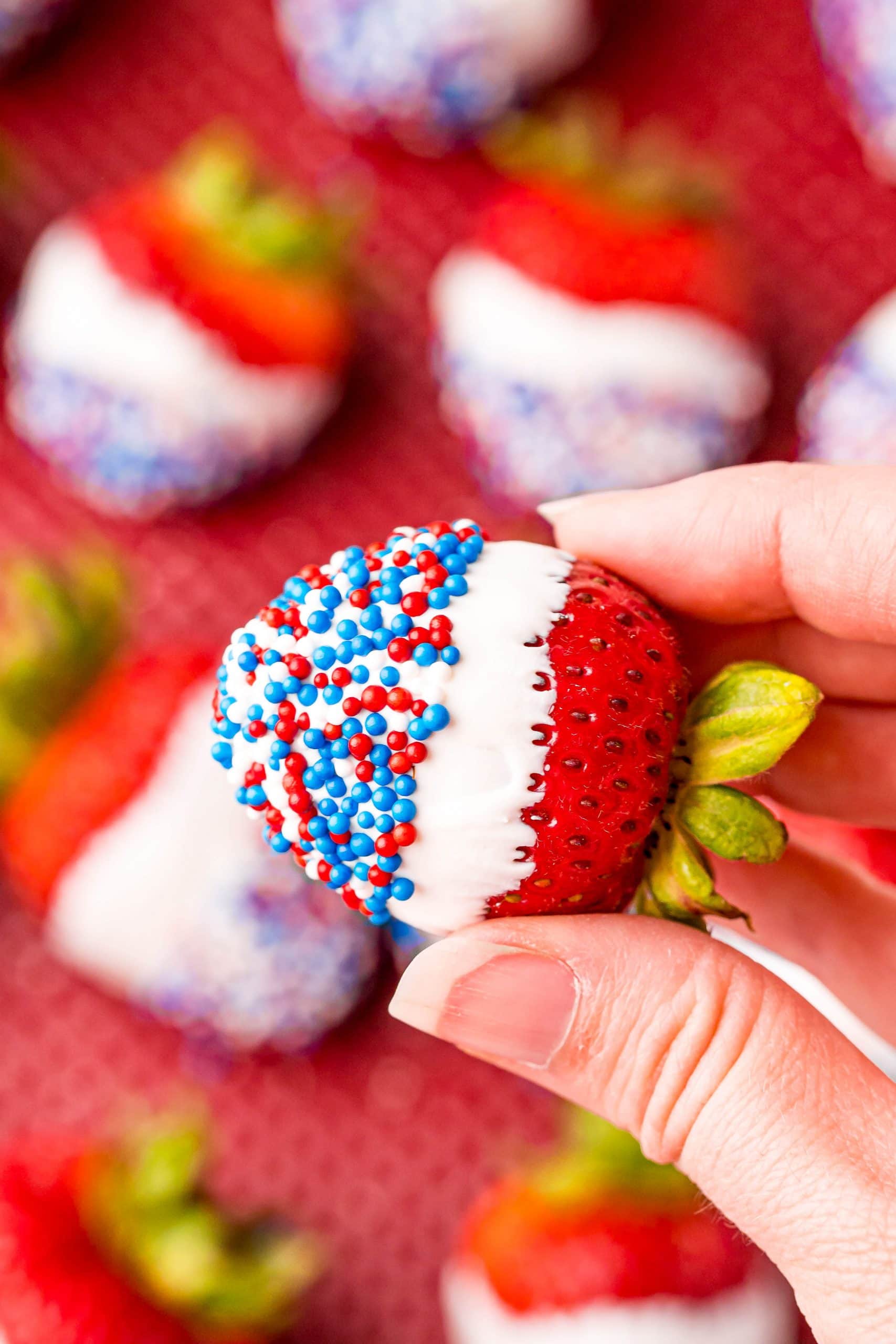 Easy White Chocolate Dipped Strawberries - Sweet Cs Designs