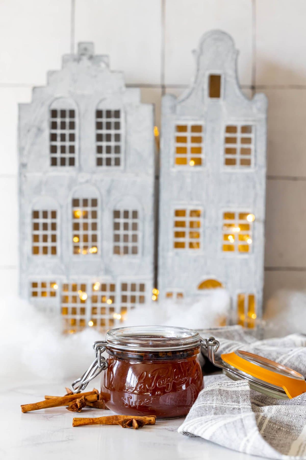 Mulled Simple Syrup Recipe - Sweet Cs Designs