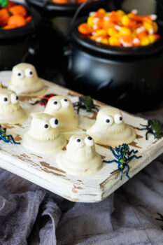 White Chocolate Dipped Ghost Cookies - Sweet Cs Designs