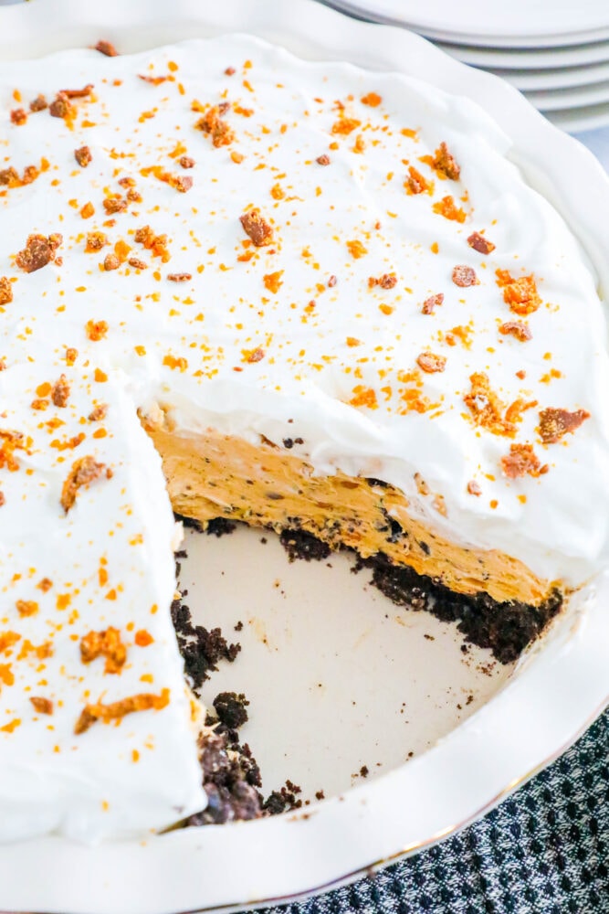 Butterfinger Pie - Sweet Cs Designs