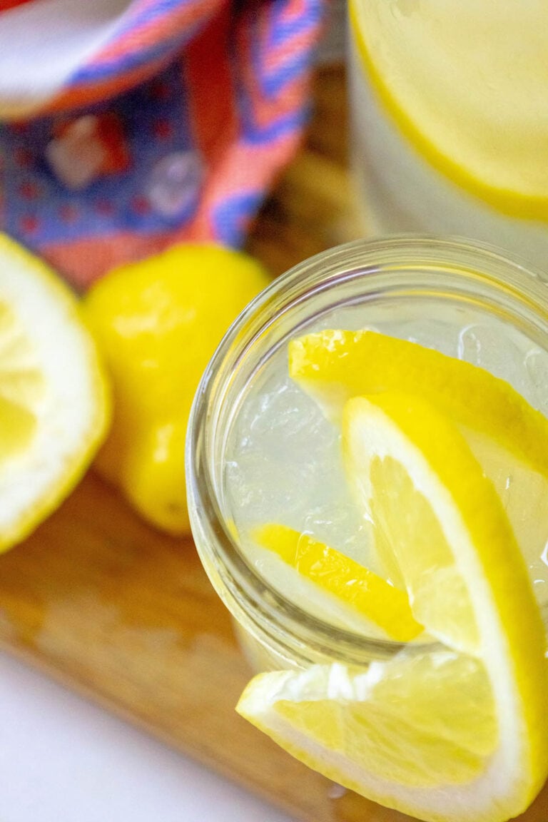 The Best Homemade Lemonade - Sweet Cs Designs