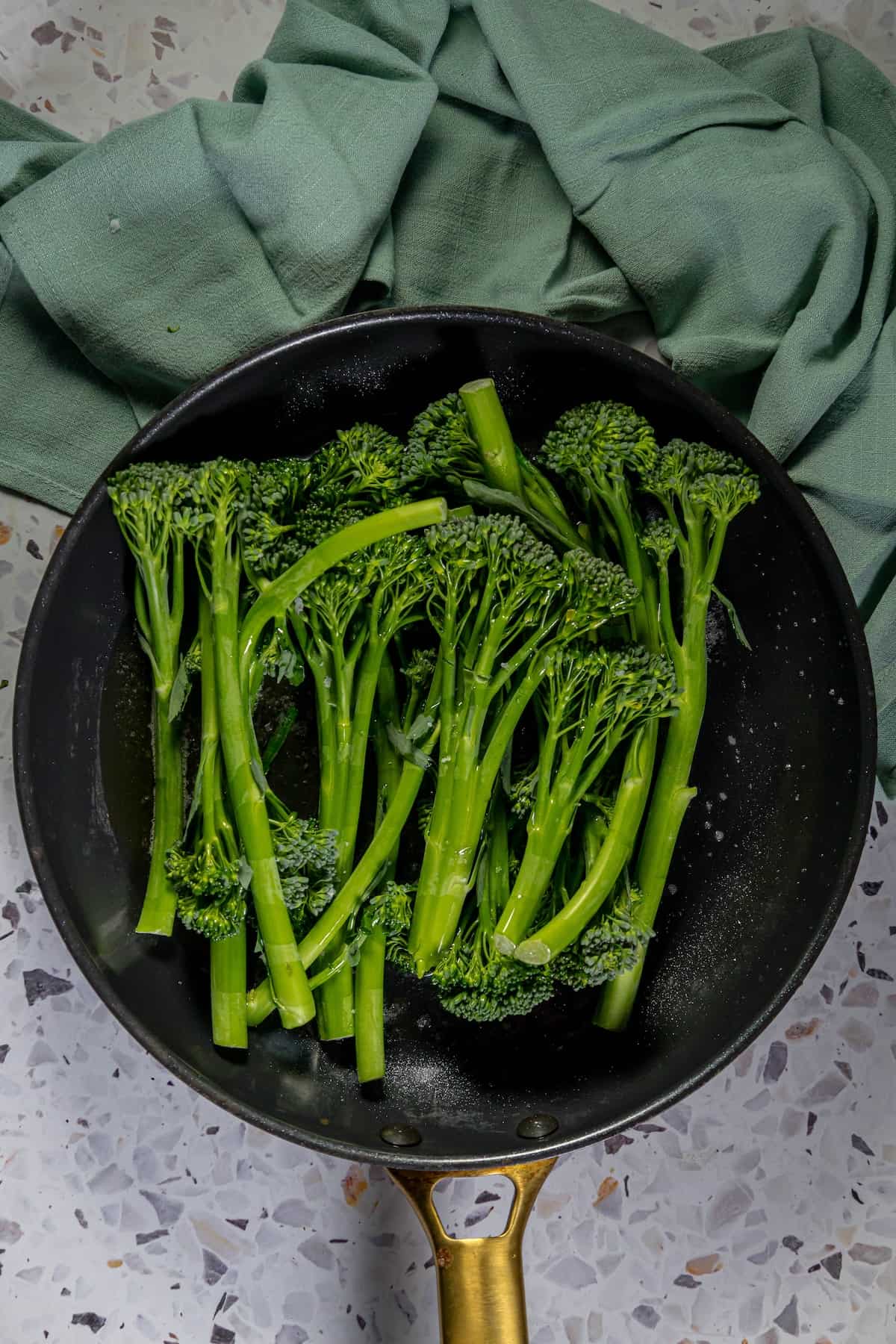 10 Minute Broccolini