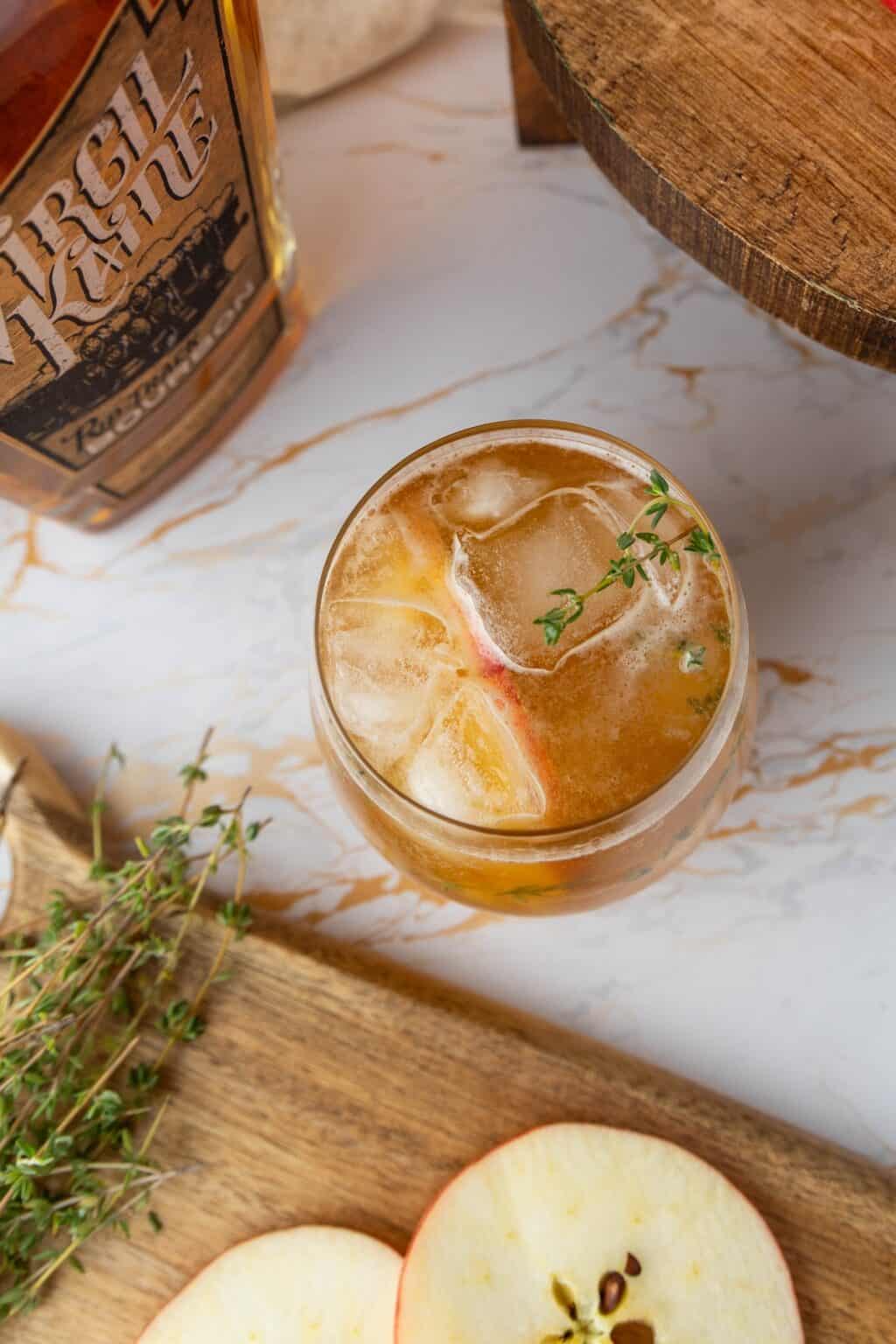 Bourbon Apple Cider Cocktail - Sweet Cs Designs